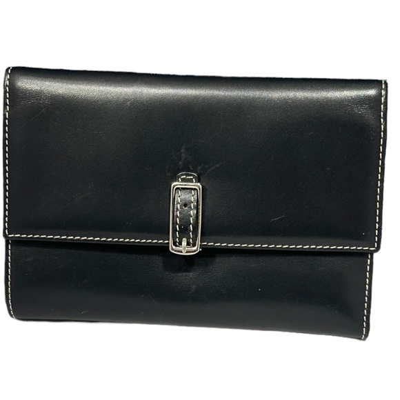 Coach | Bags | Coach Vintage Trifold Magnetic Closure Wallet Black And ...
